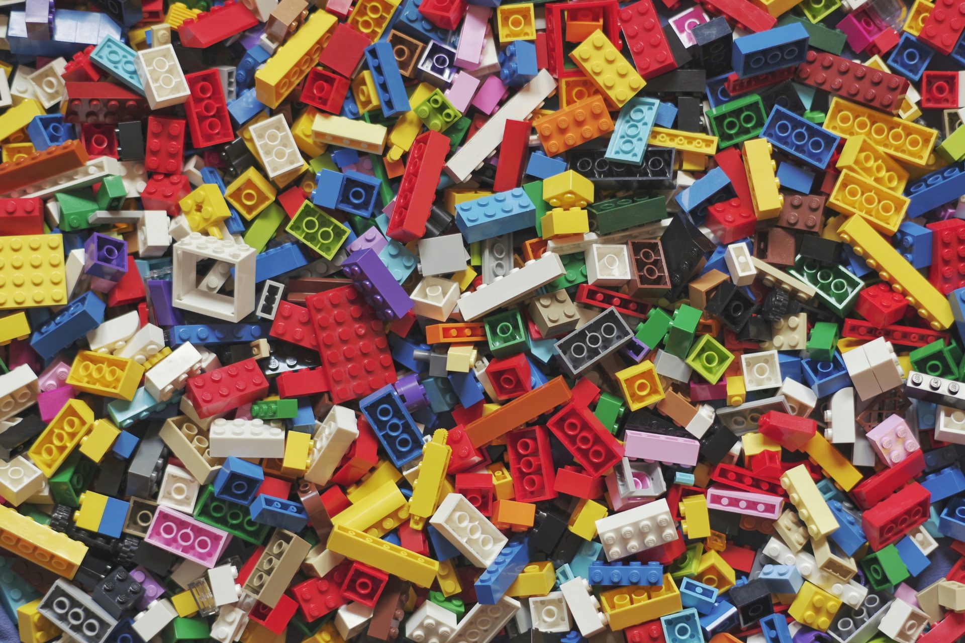Big data and Lego: building the data block by block